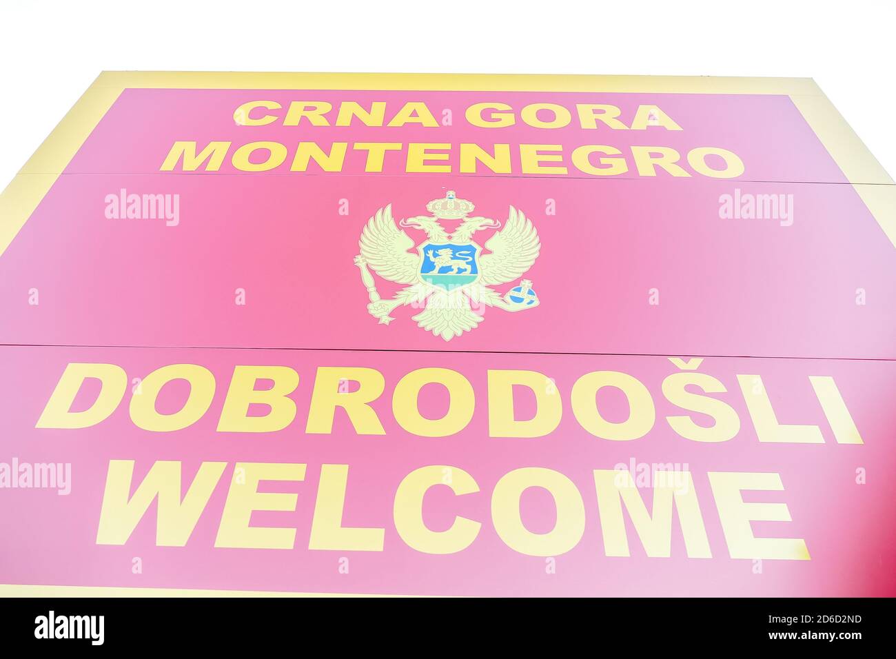 Road Sign Border, between Montenegro and Croatia border Stock Photo - Alamy