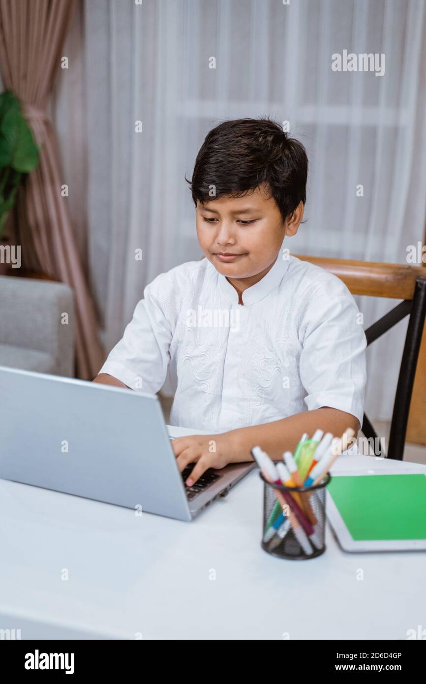 Homeschool attentive hi-res stock photography and images - Alamy