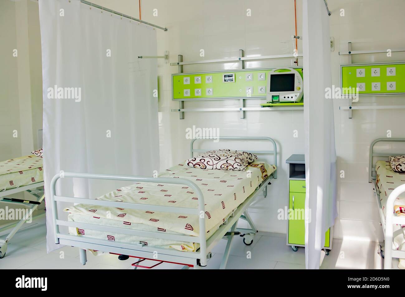 Sick beds hi-res stock photography and images - Alamy
