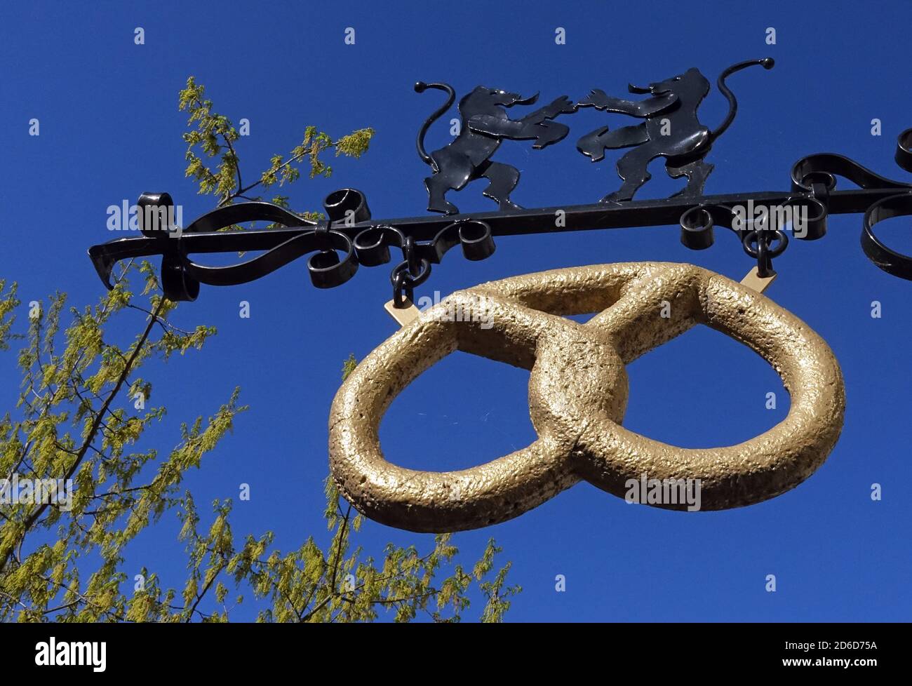 German bakers symbol hi-res stock photography and images - Alamy