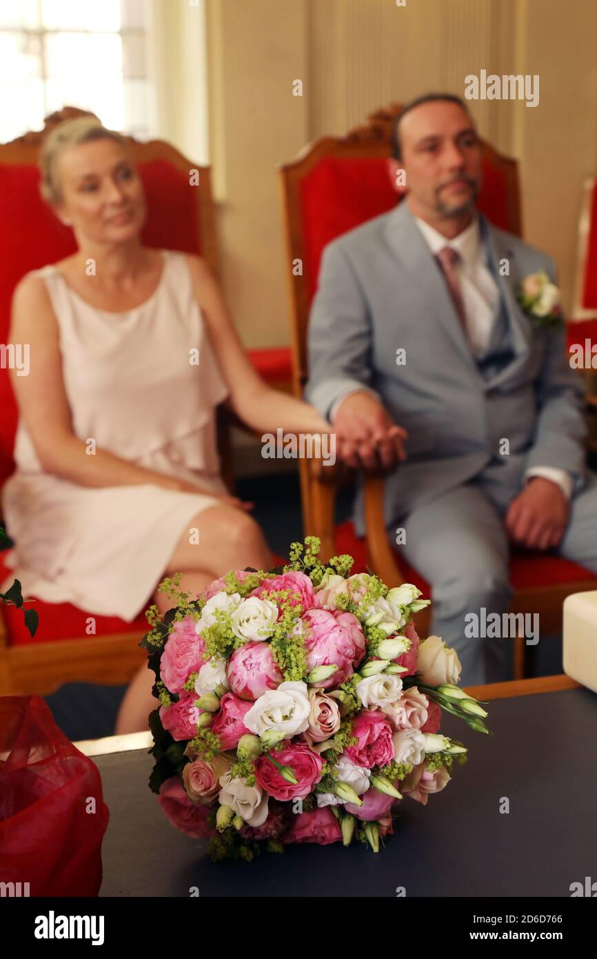 Civil partnership ceremony hi-res stock photography and images - Alamy