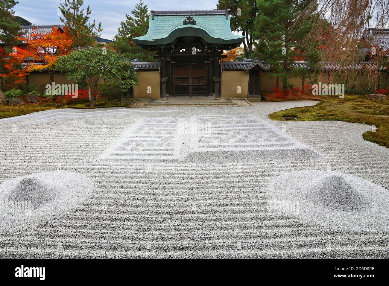 Kodaiji Temple zen garden in Kyoto, Japan Stock Photo - Alamy