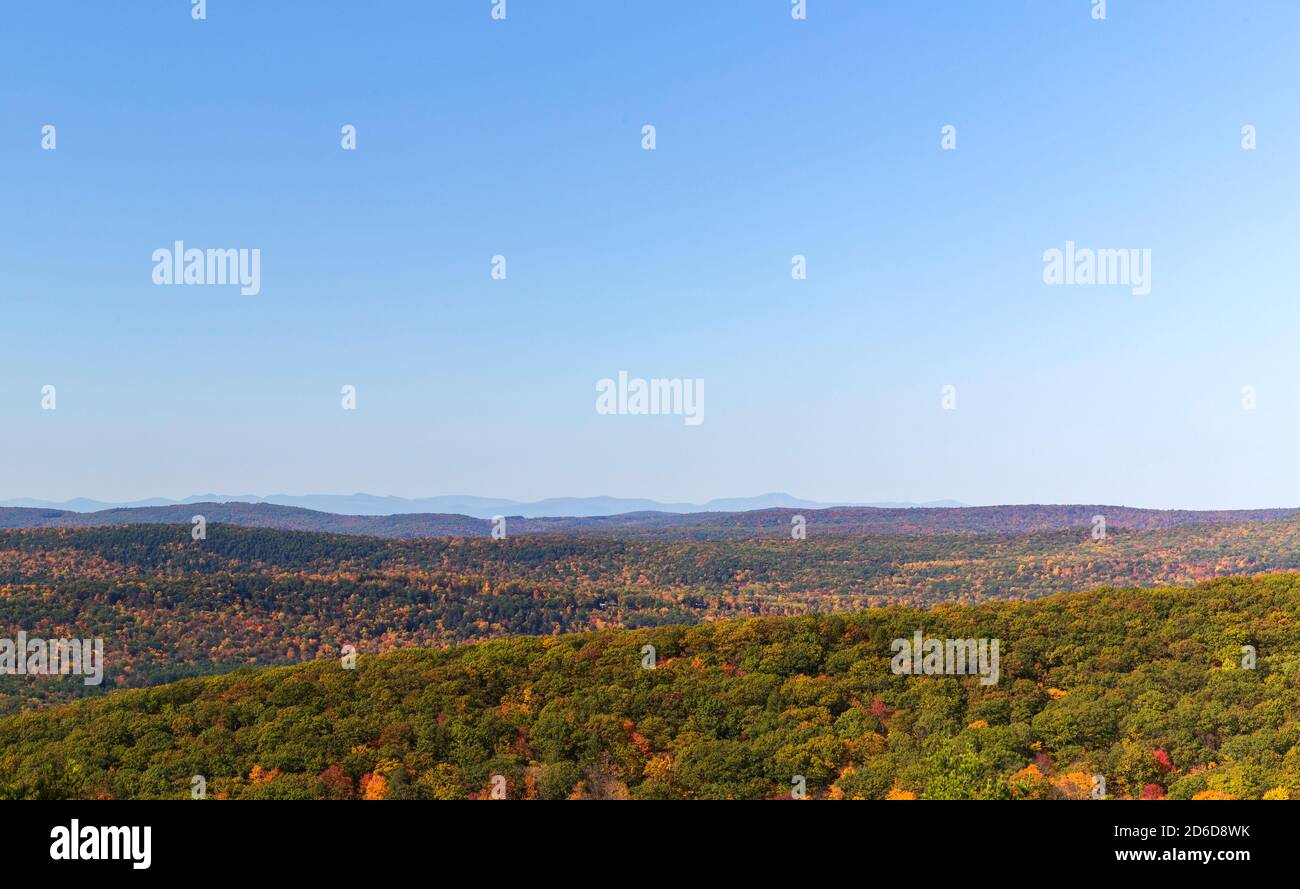 Fall berkshire landscape hi-res stock photography and images - Alamy