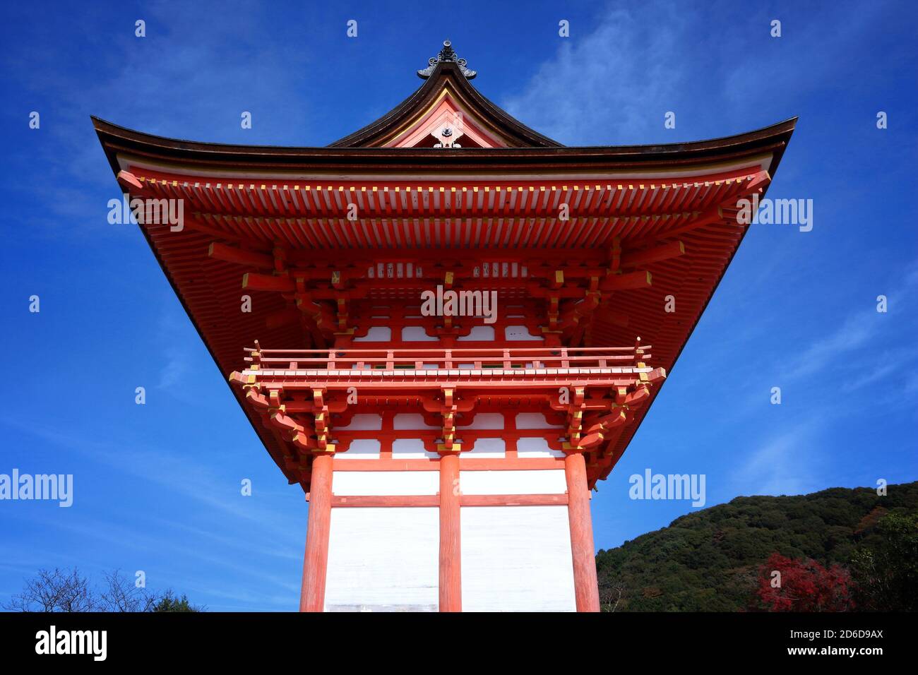 Kyoto, Japan. Kiyomizu-dera Temple Nio-mon gate. Japanese architecture ...