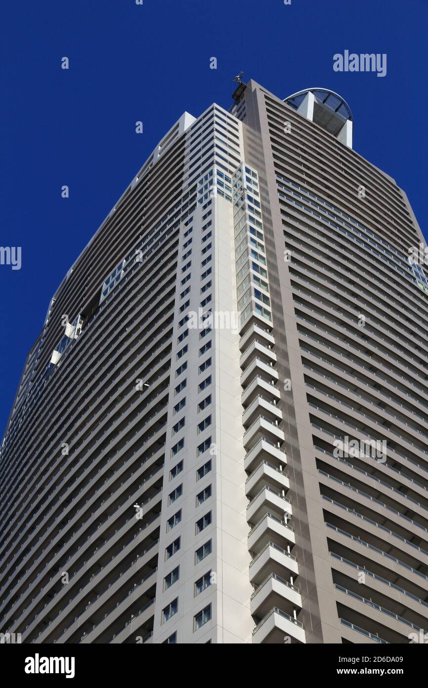 Sumitomo building in tokyo hi-res stock photography and images - Alamy