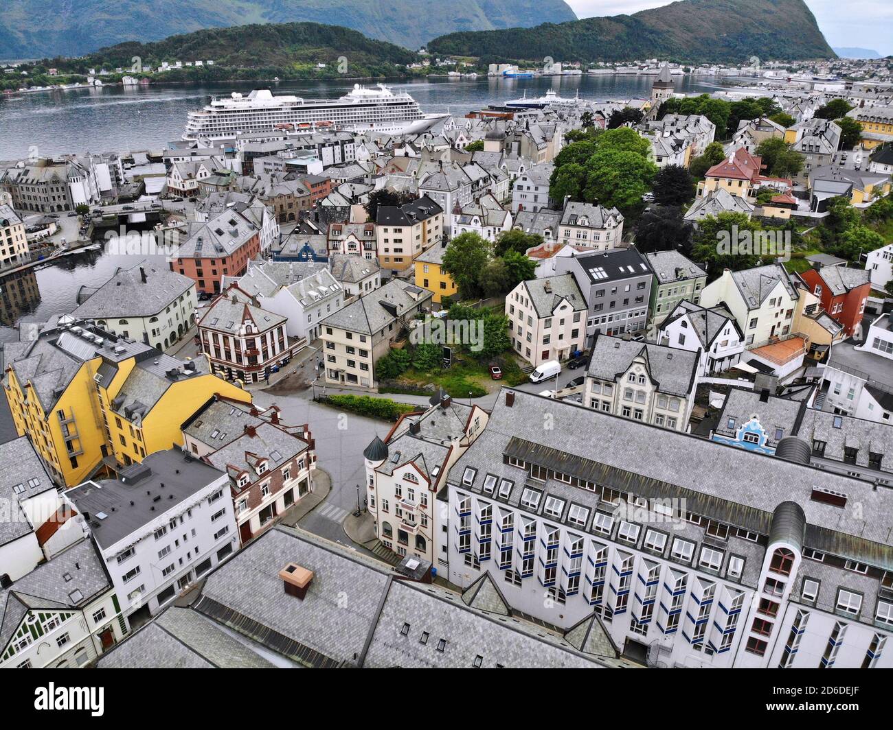 Sightseeing alesund hi-res stock photography and images - Alamy