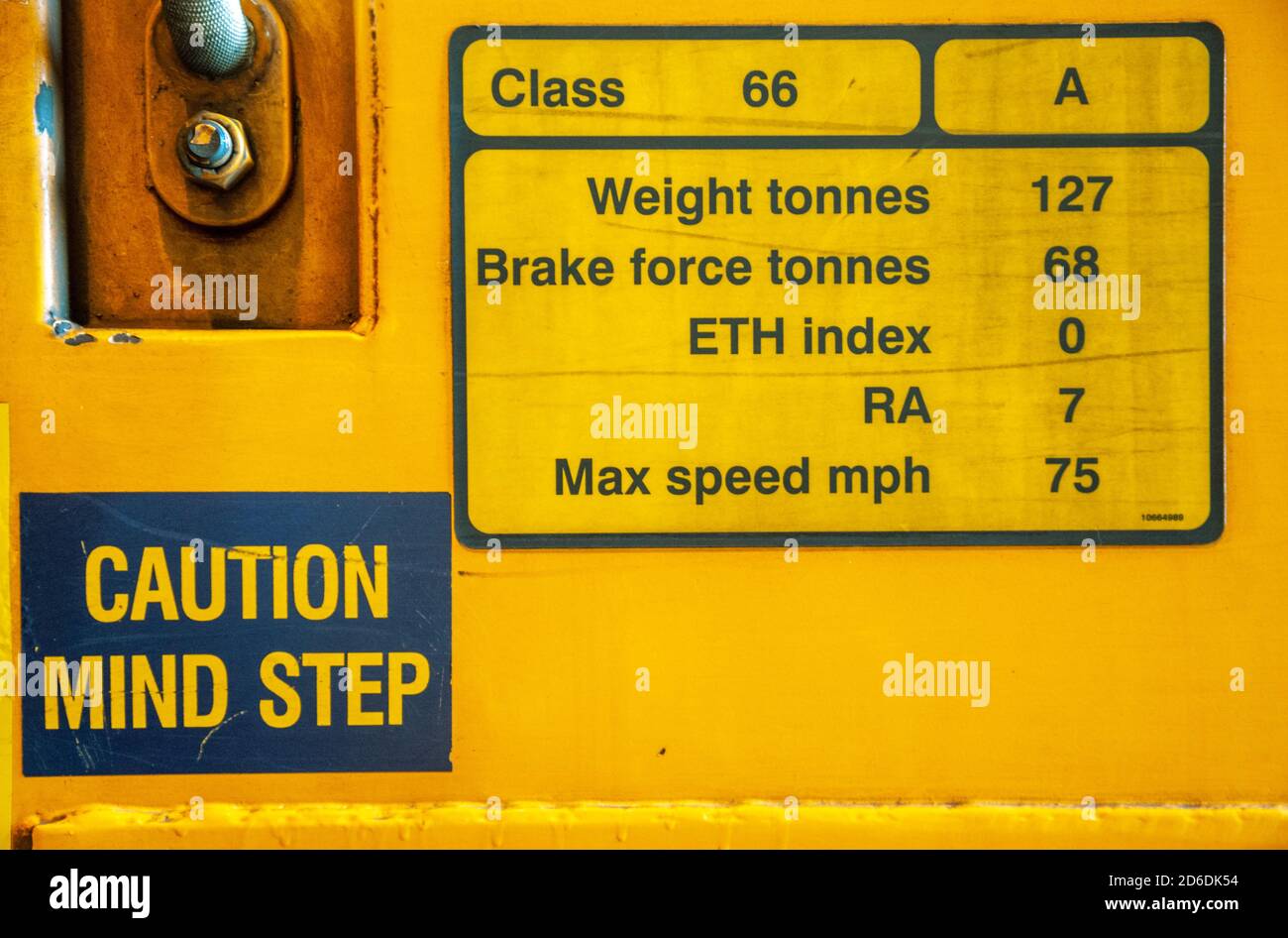 Emd class 66 hi-res stock photography and images - Alamy