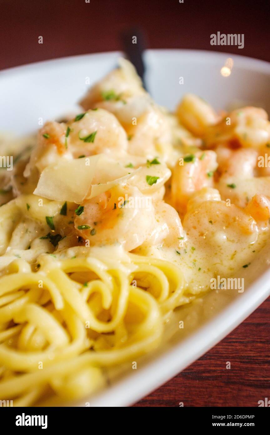 Italian shrimp scampi hi-res stock photography and images - Alamy