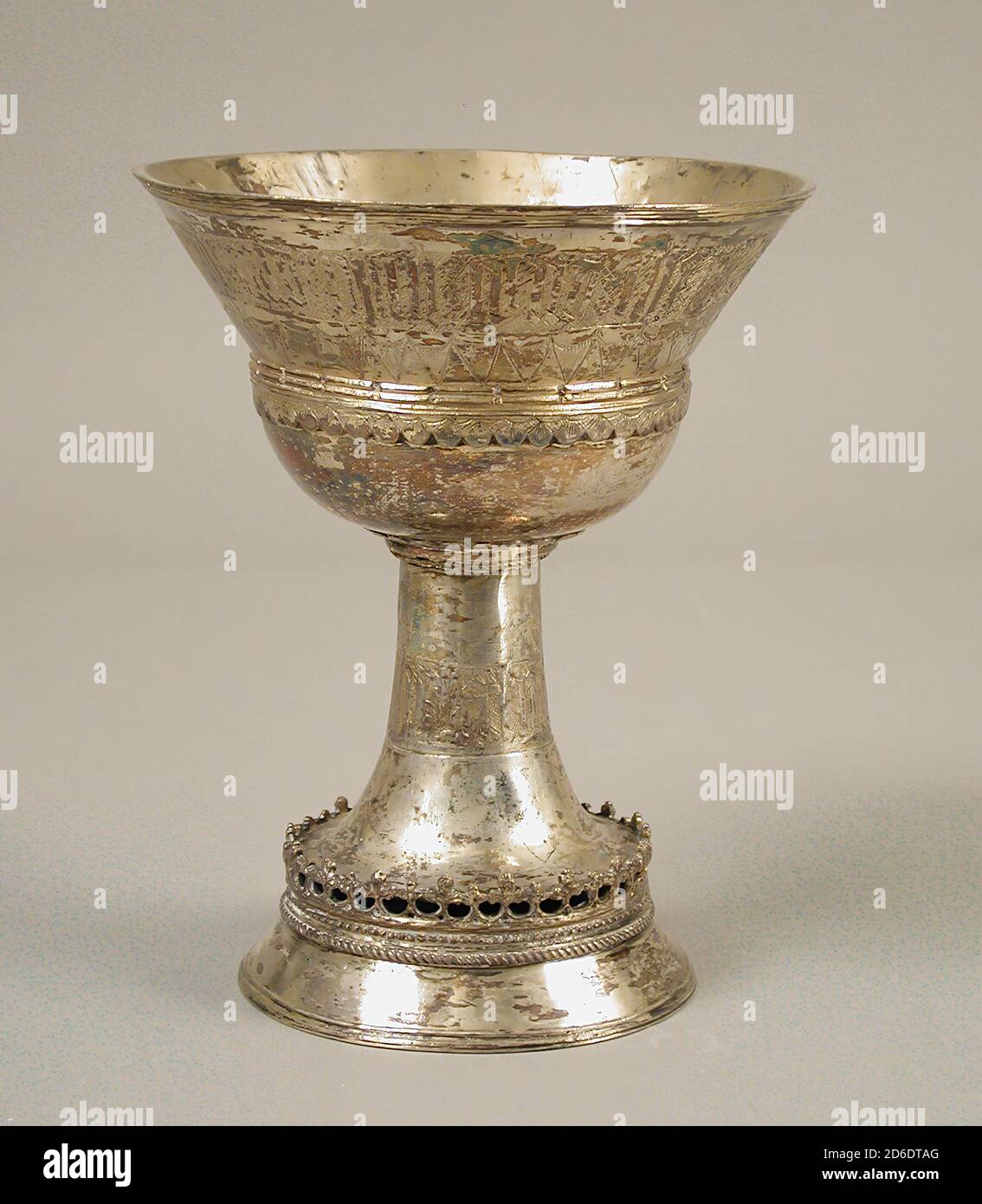 14th century artefact britain hi-res stock photography and images - Alamy