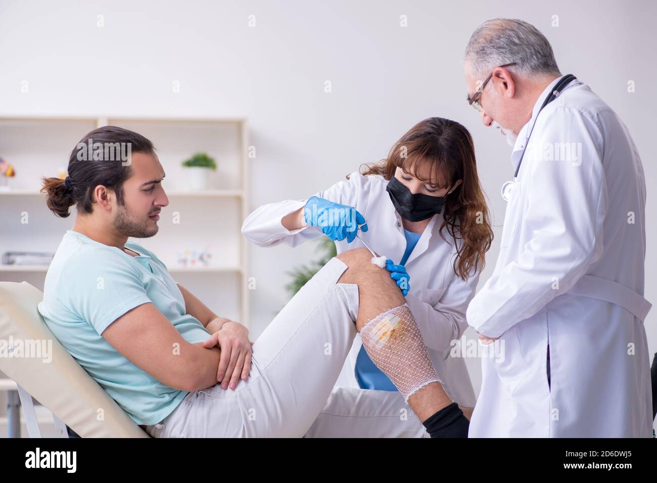 Young injured man in the hospital Stock Photo - Alamy