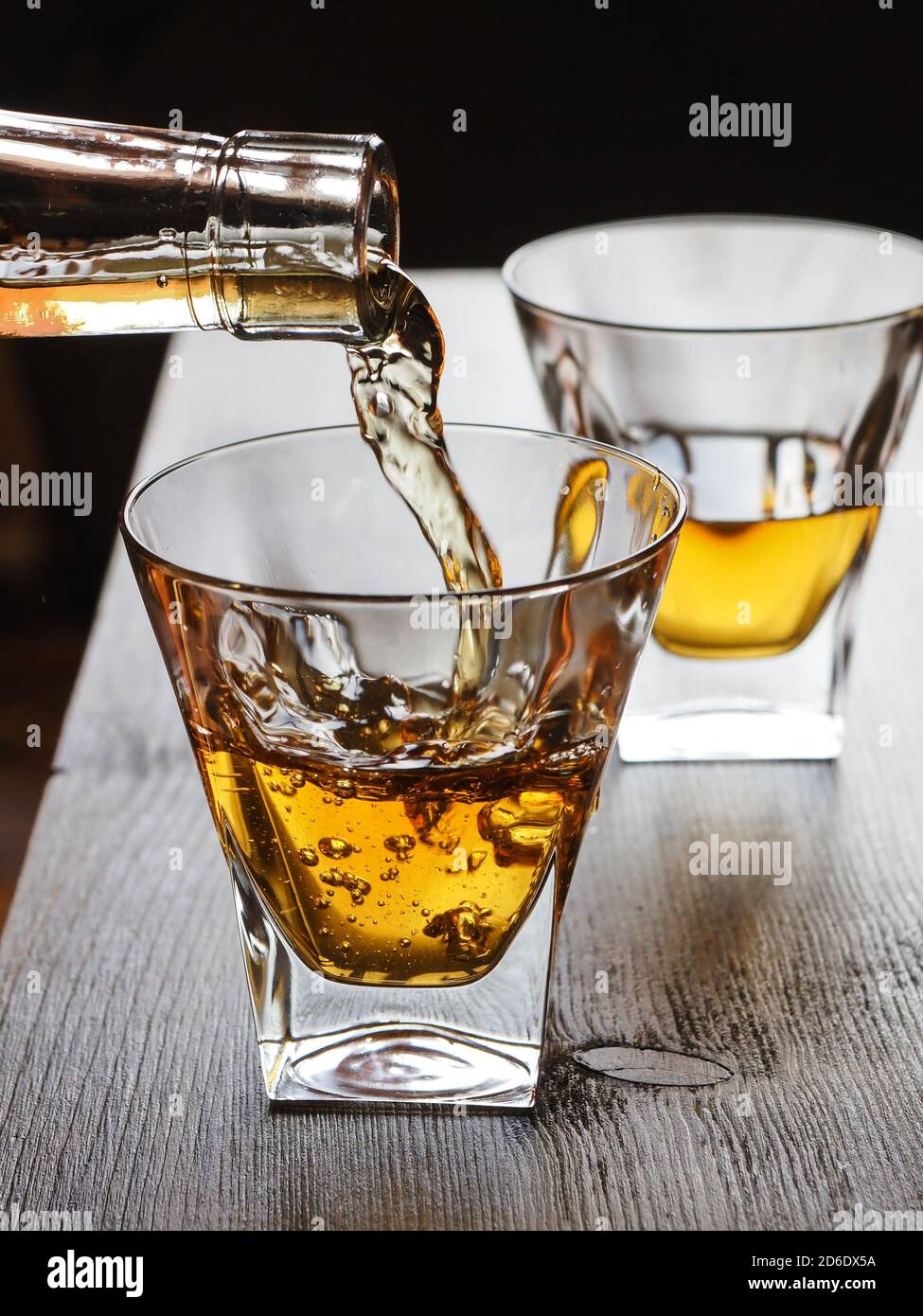 Whisky being poured glass hi-res stock photography and images - Alamy