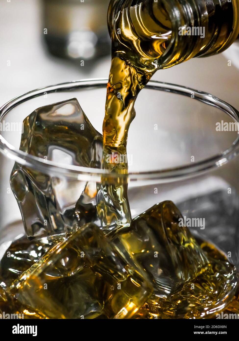 Whisky being poured glass hi-res stock photography and images - Alamy
