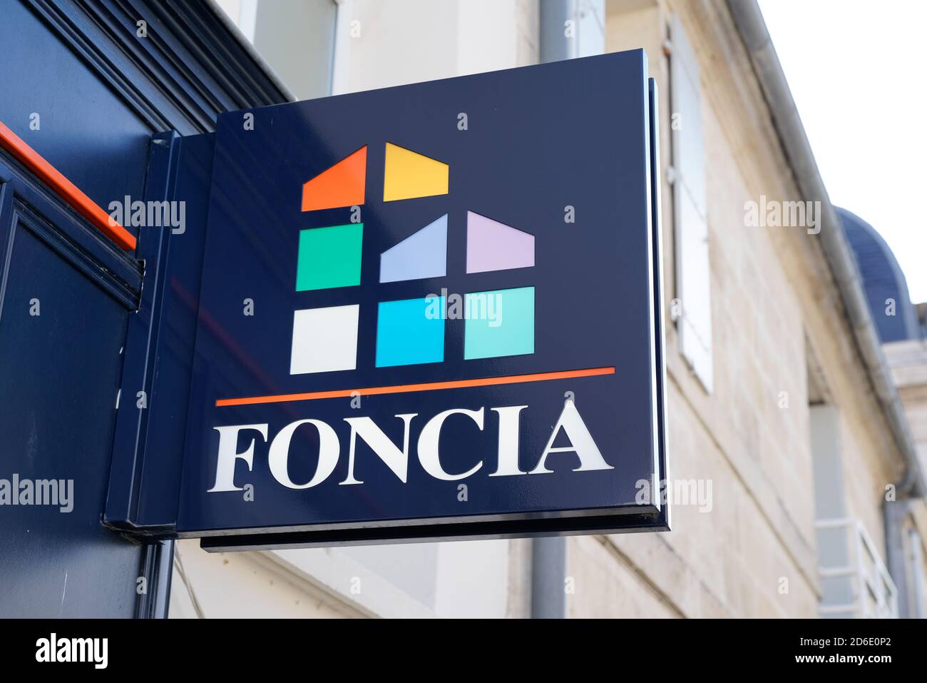 Foncia logo hi-res stock photography and images - Alamy