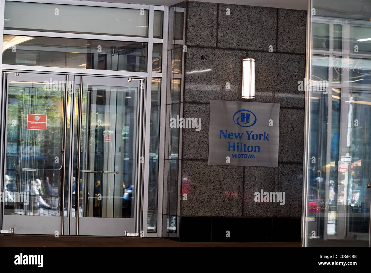 Mantel zuma wire hi-res stock photography and images - Alamy