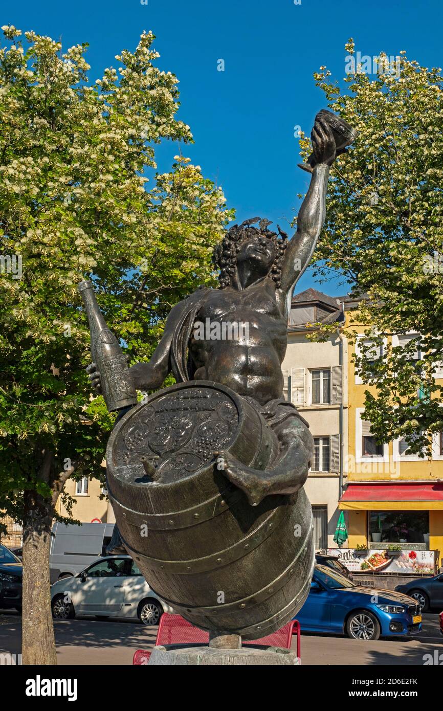 Bacchus statue hi-res stock photography and images - Alamy