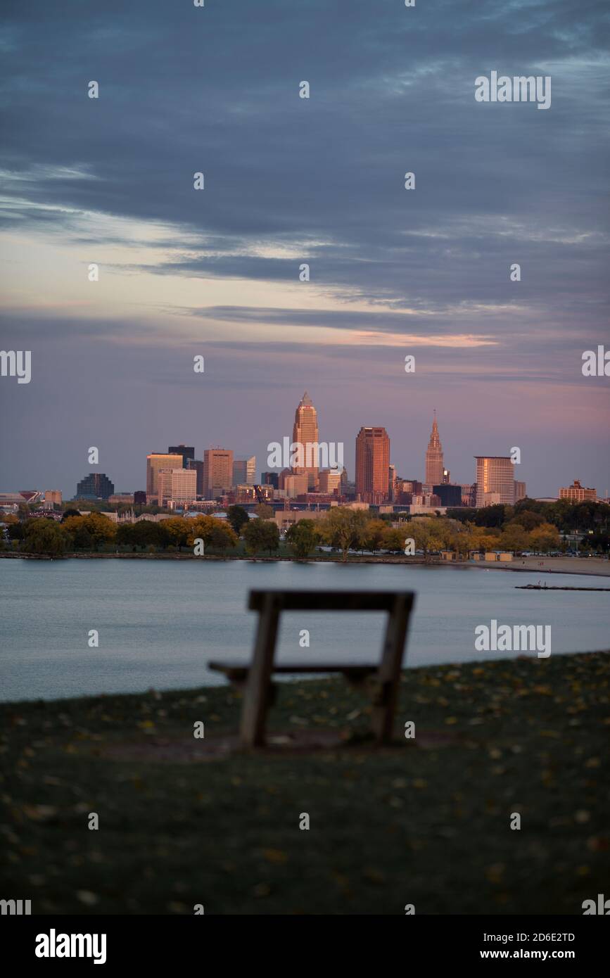 Cleveland Ohio skyline from edgewater park in the fall at sunset Stock ...