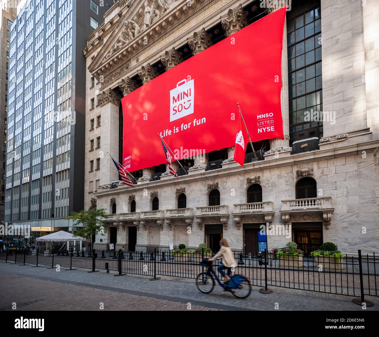 Miniso new york hi-res stock photography and images - Alamy