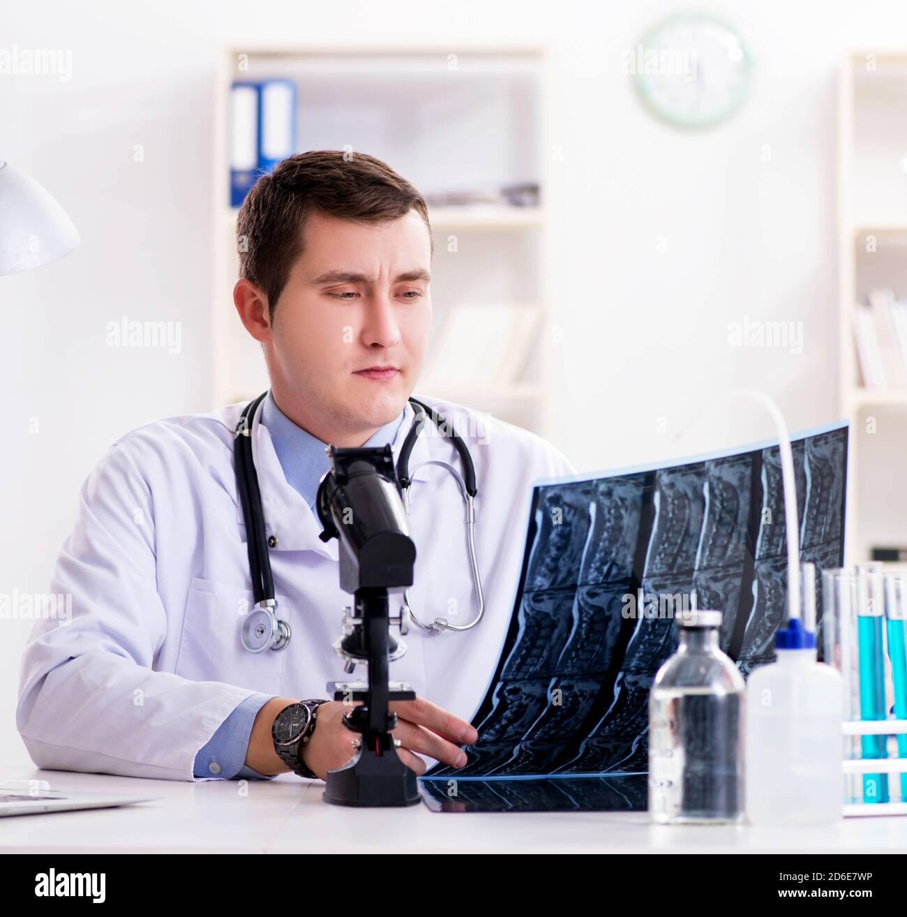 Lab looking at ct scan researcher hi-res stock photography and images ...