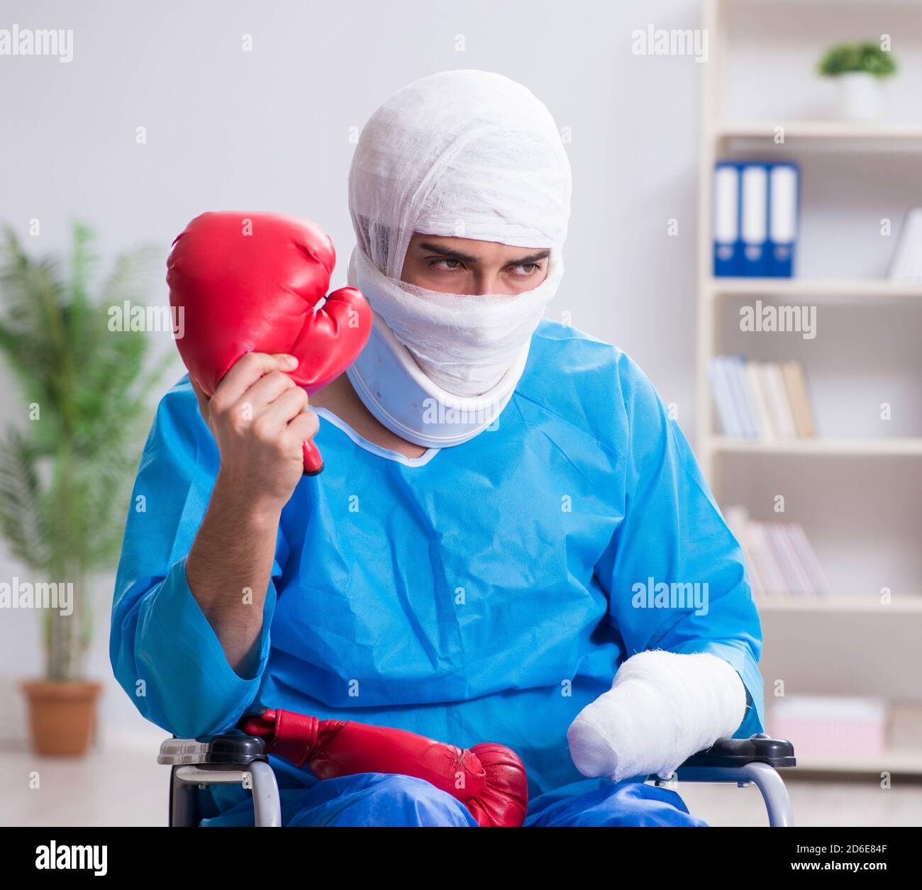 The injured boxer recovering in hospital Stock Photo - Alamy