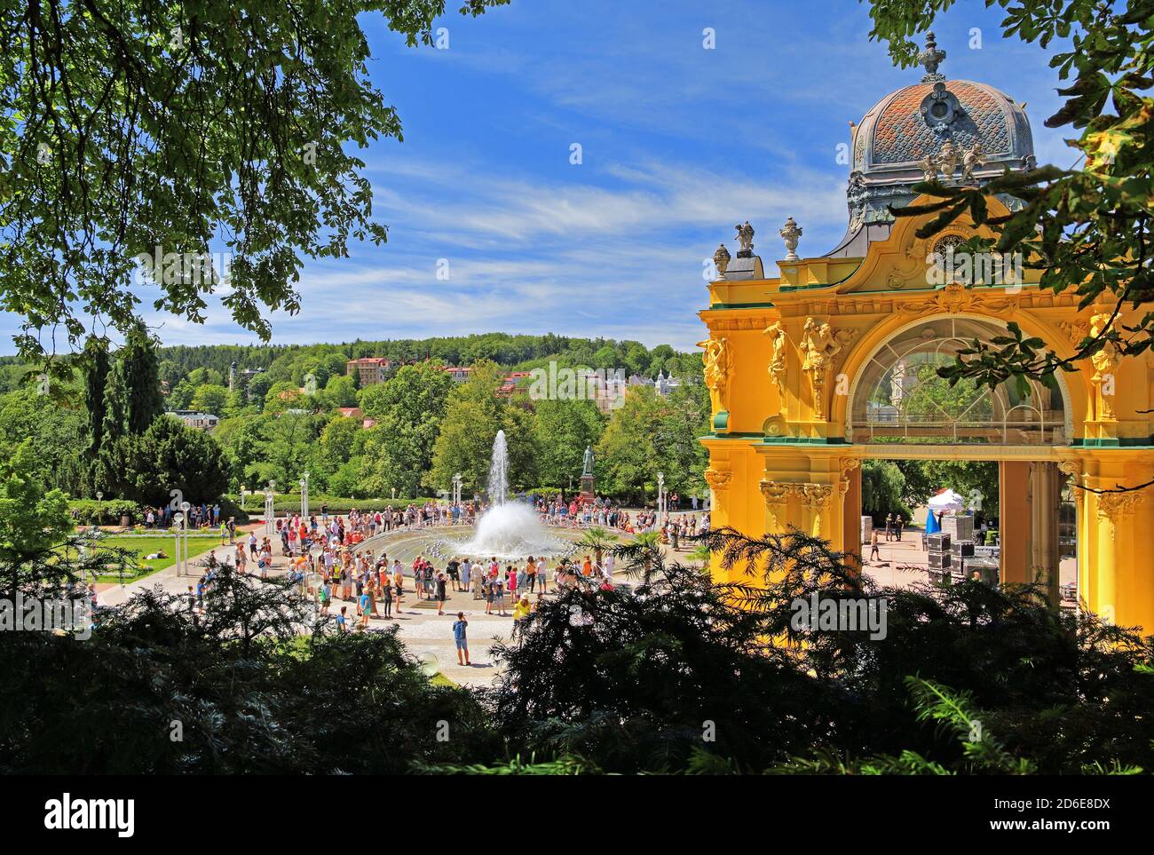 Colonade with Singender Fontaine in the spa area, Marienbad, spa ...