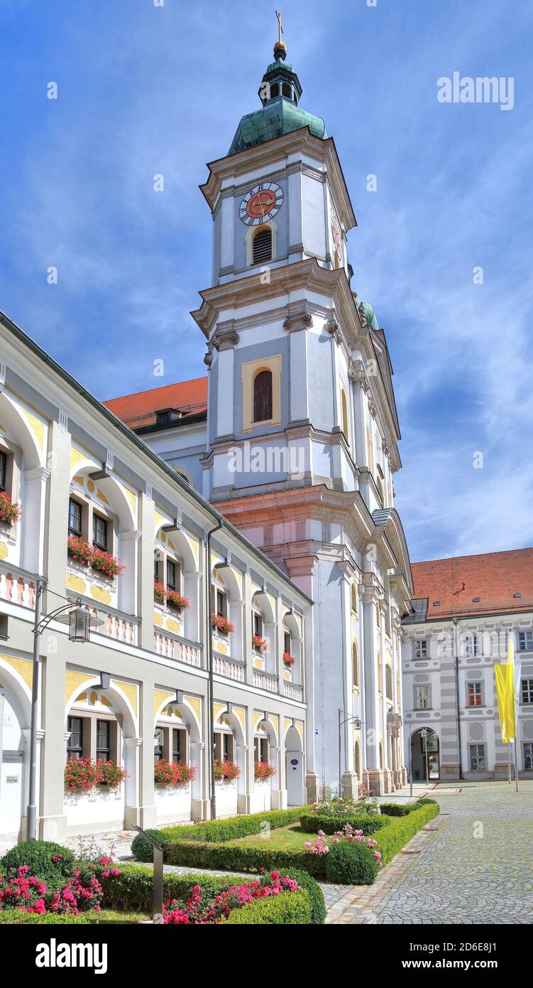 Basilica church monastery hi-res stock photography and images - Alamy