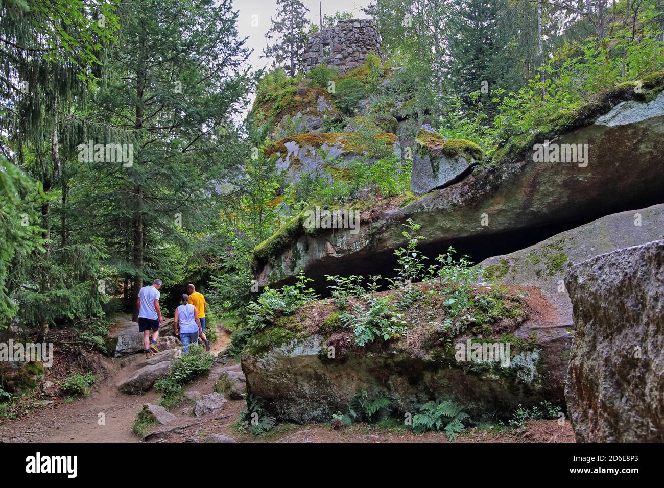 Luisenburg rock labyrinth with hikers, Wunsiedel, Fichtelgebirge, Upper ...