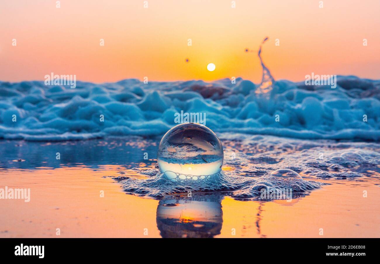 Perfect reflection of colorful sunset on ocean resort relax getaway ...