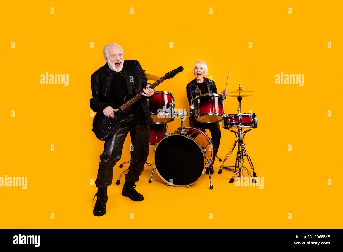Punk rock couple hi-res stock photography and images - Alamy