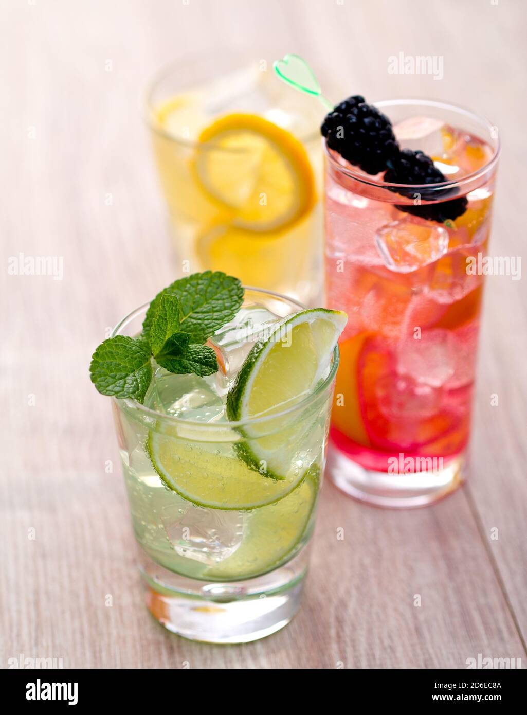 Refreshing cocktails hi-res stock photography and images - Alamy