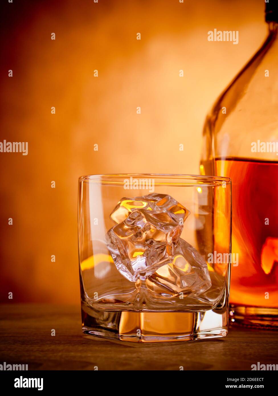 Empty rocks glass hi-res stock photography and images - Alamy