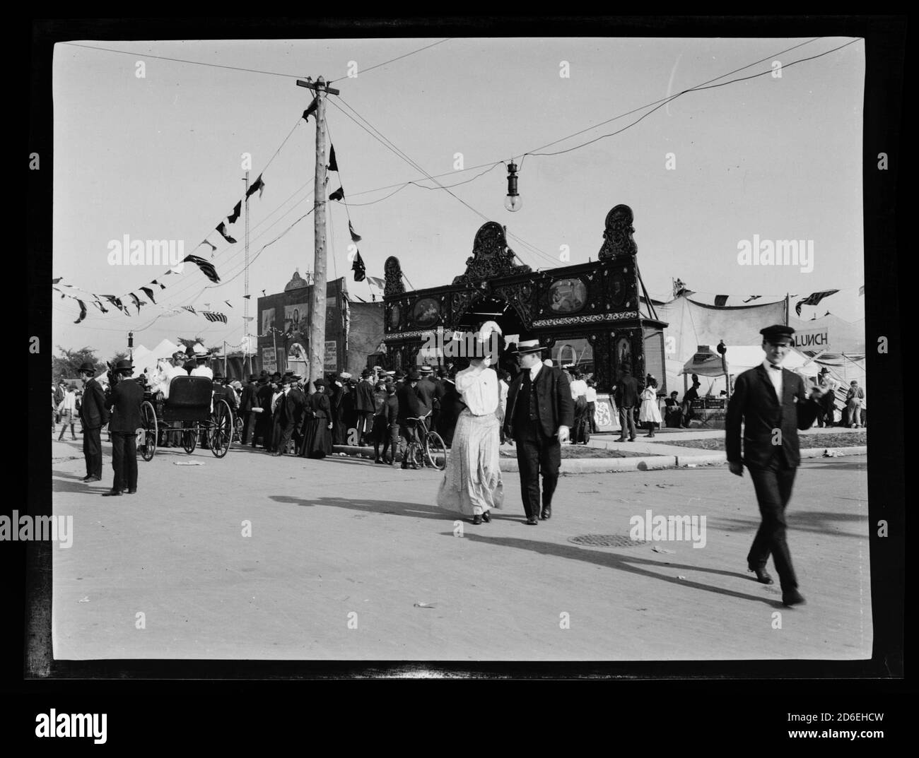 Madison Street Carnival, Chicago, Illinois, 1904 Stock Photo - Alamy