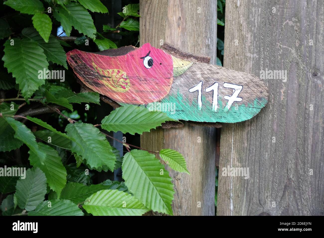 Motif bird hi-res stock photography and images - Alamy