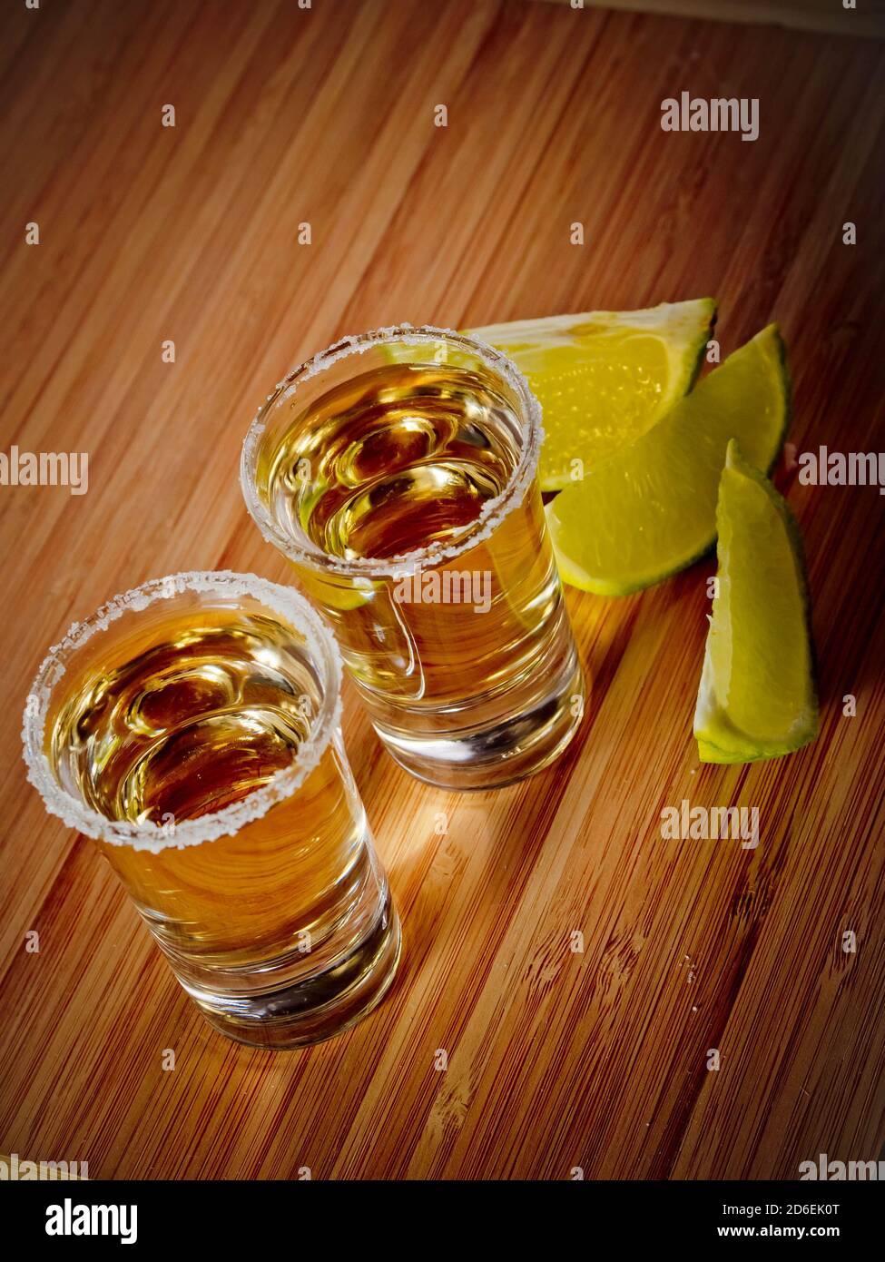 Glass rims hi-res stock photography and images - Alamy