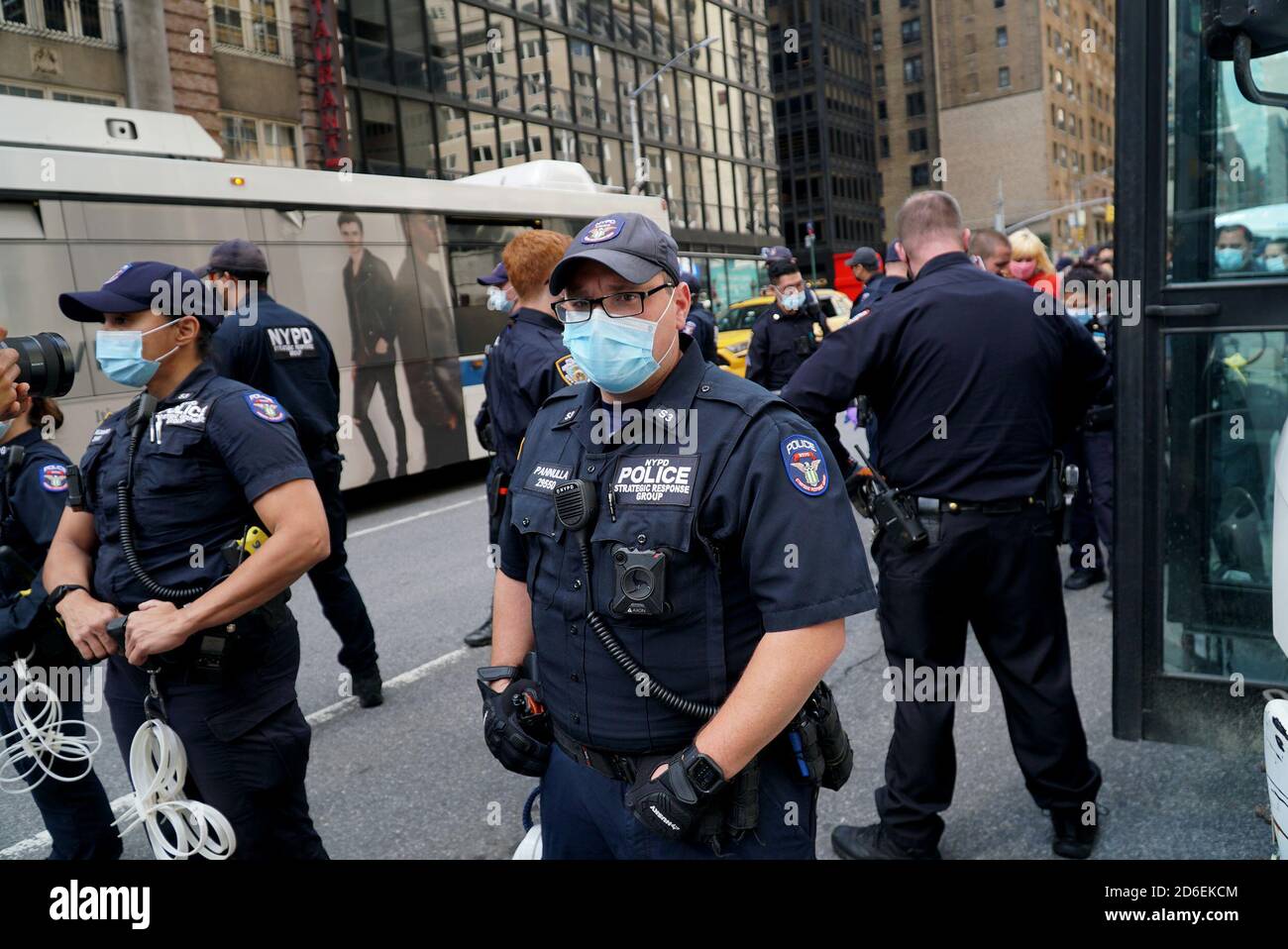 New York, New York, USA. 2nd Oct, 2020. NYPD strategic response group ...