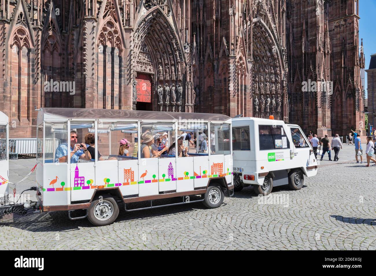 Tourist train at Strasbourg Cathedral, Strasbourg, Alsace, France Stock ...
