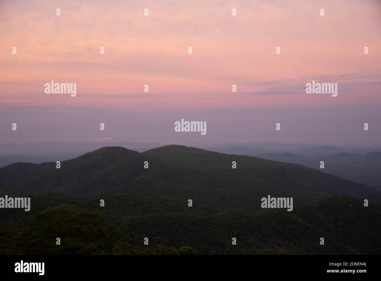 Blue ridge mountain sunset hi-res stock photography and images - Alamy