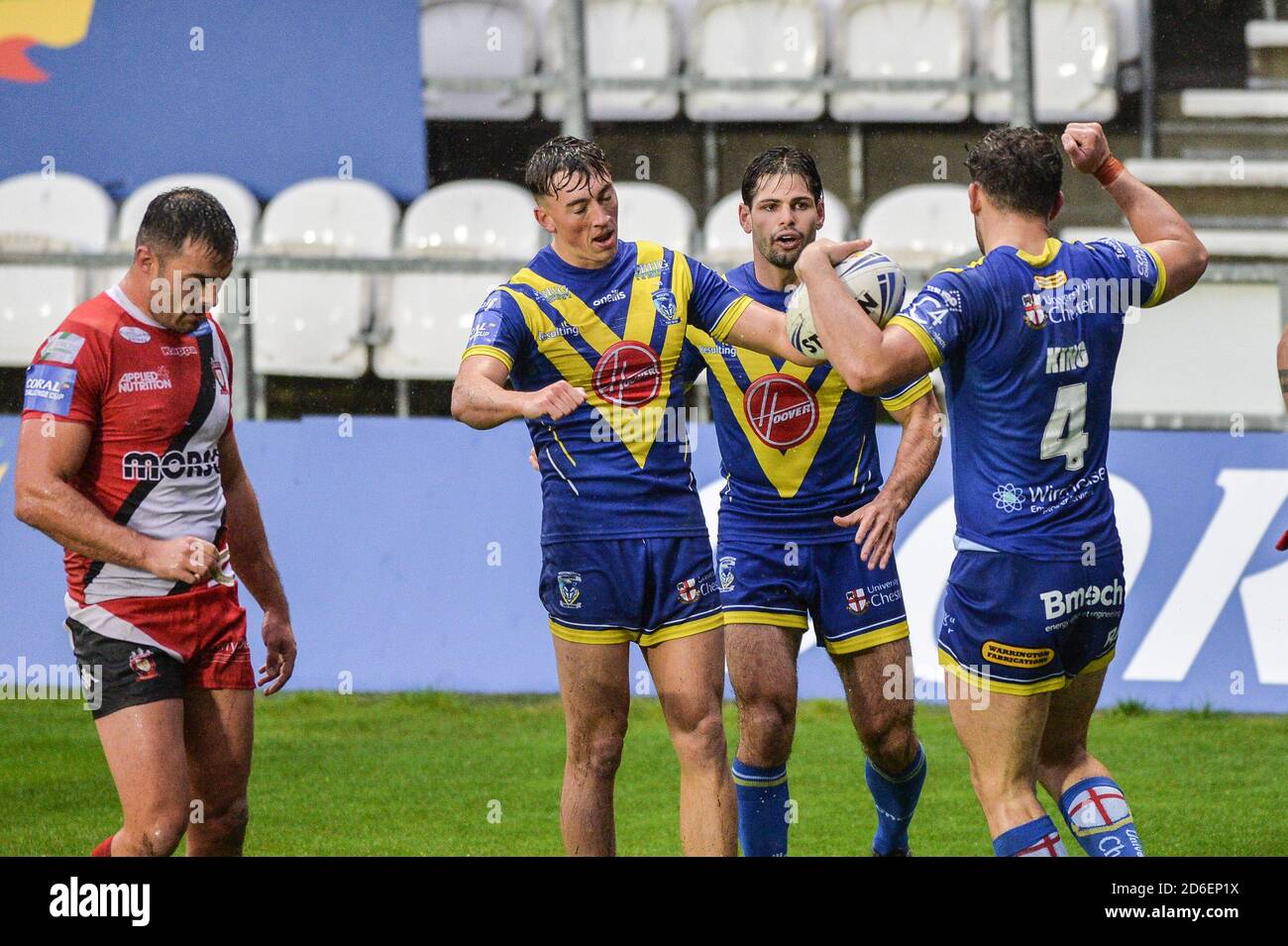 Toby King of Warrington Wolves celebrates try Stock Photo - Alamy