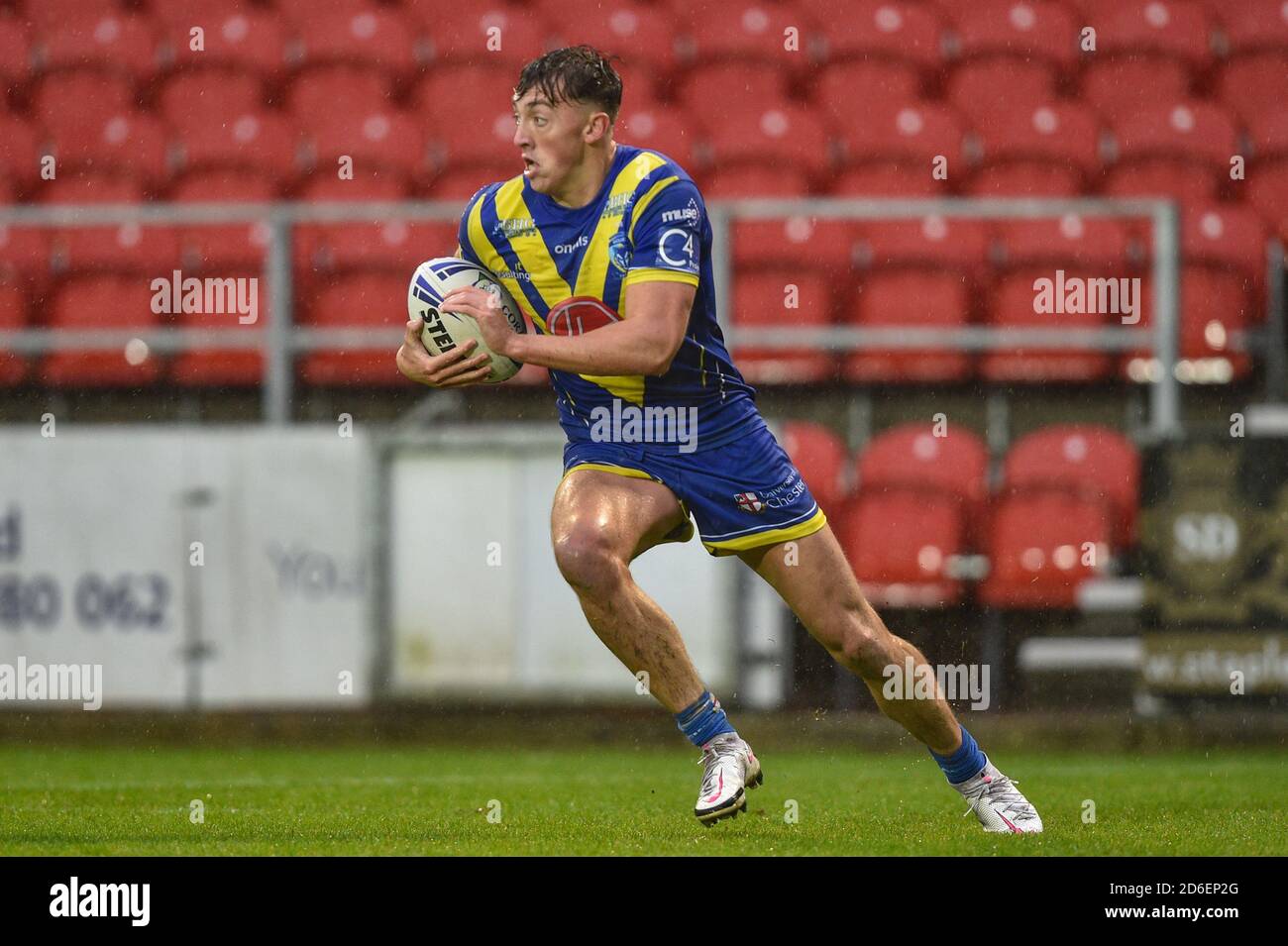 Matty Ashton (26) of Warrington Wolves in action during the game Stock ...
