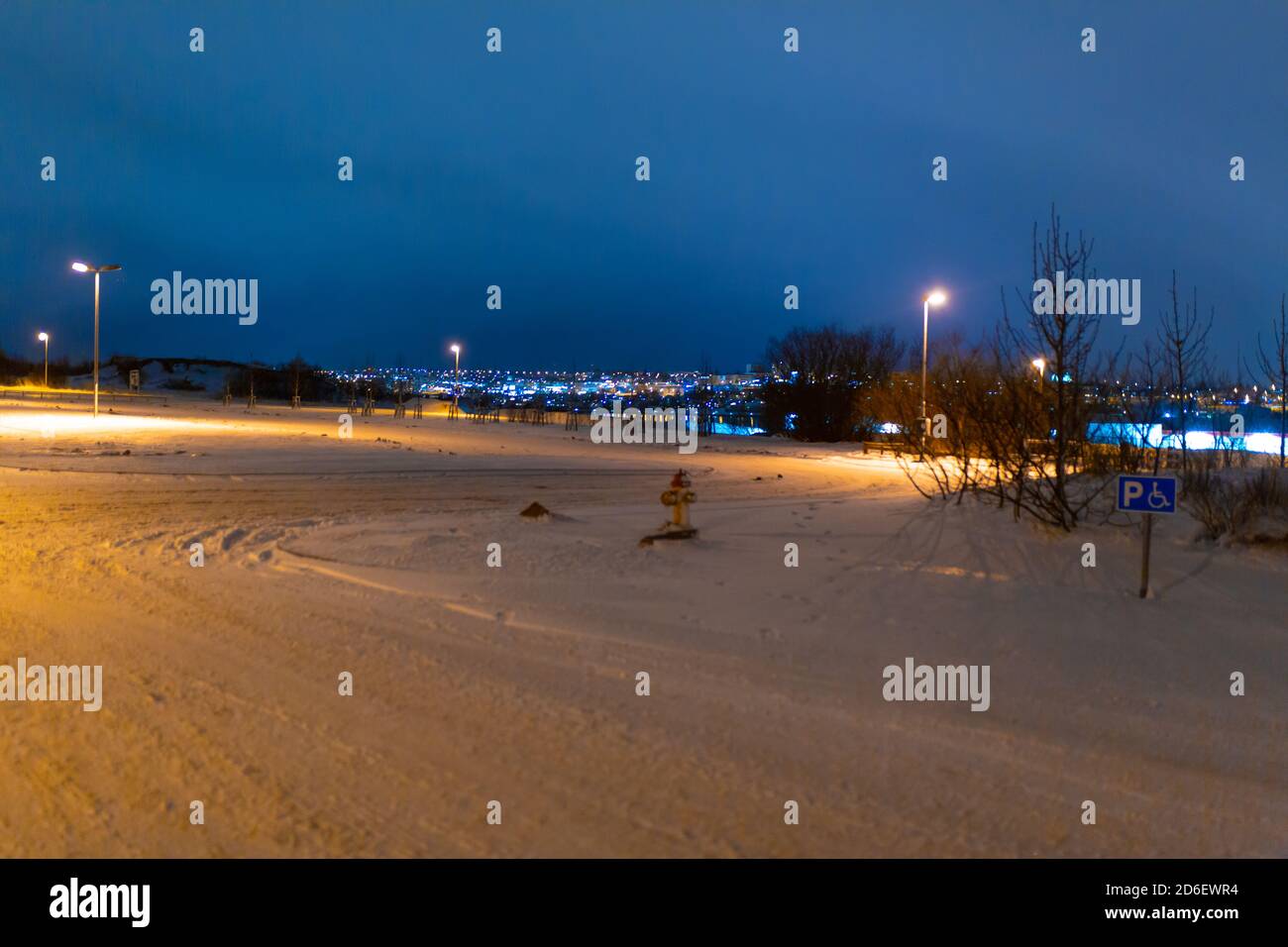 Night photo of Reykjavik city beach. Waterfront lights Stock Photo - Alamy