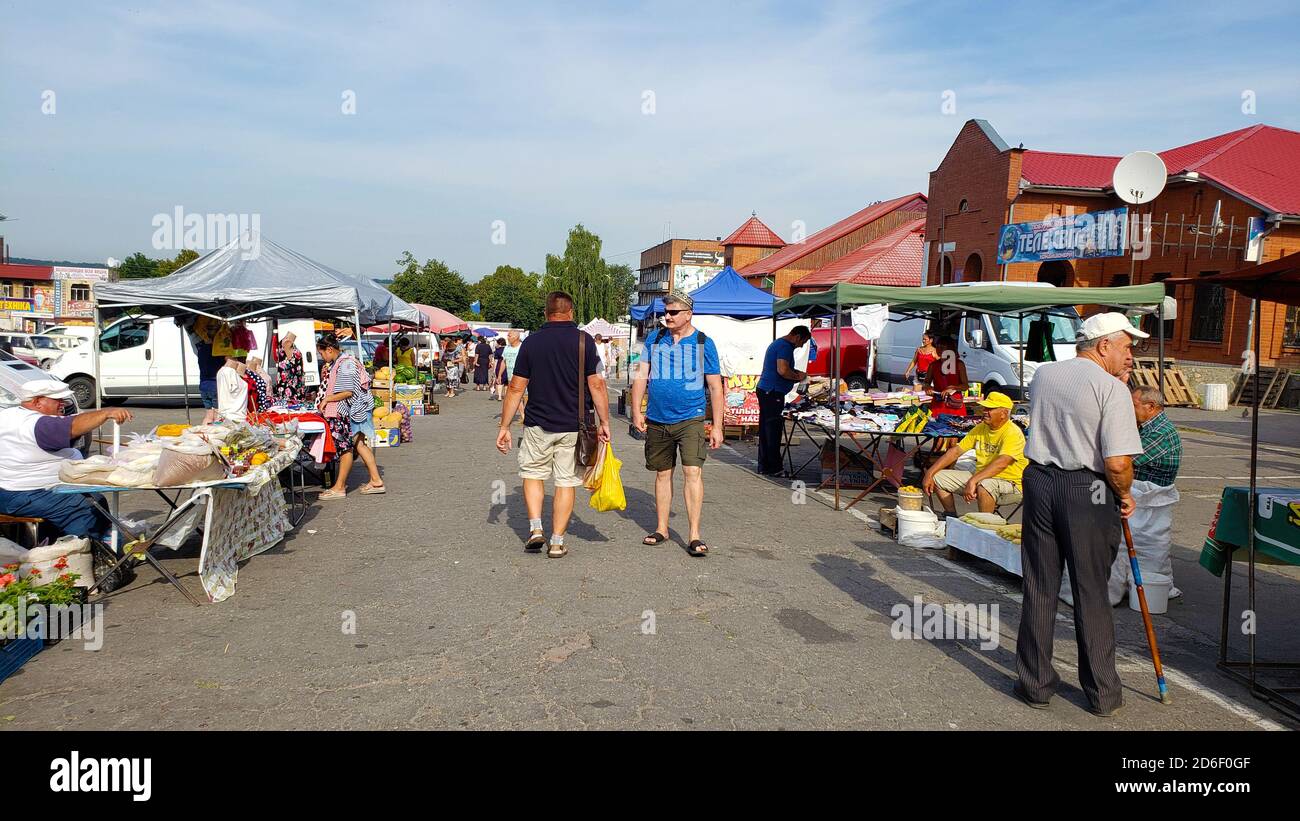 Flea market tents hi-res stock photography and images - Alamy