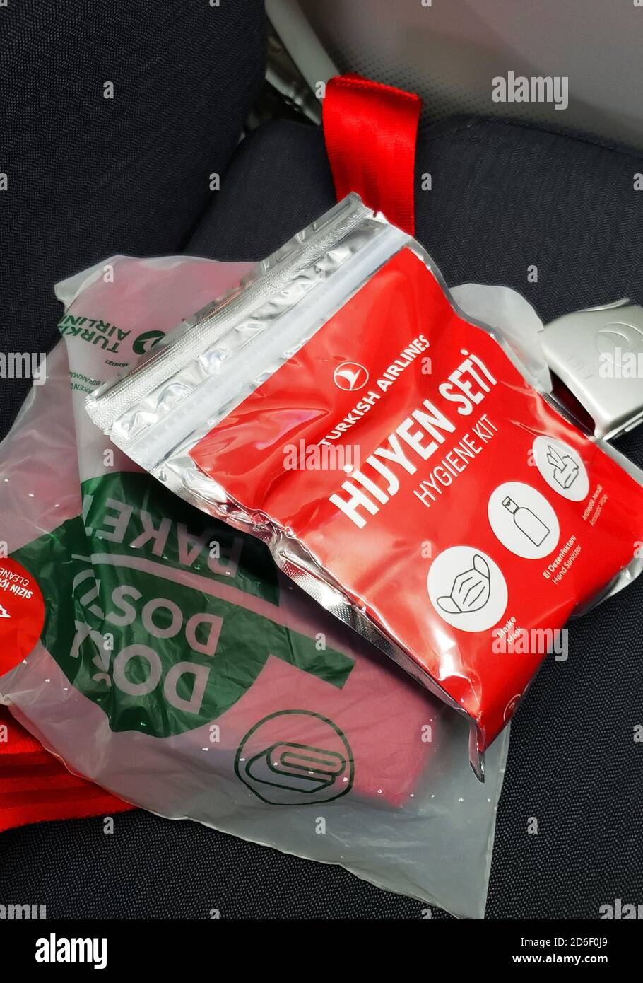 Turkish Airlines Airplane Passenger Hygiene Kit Stock Photo - Alamy