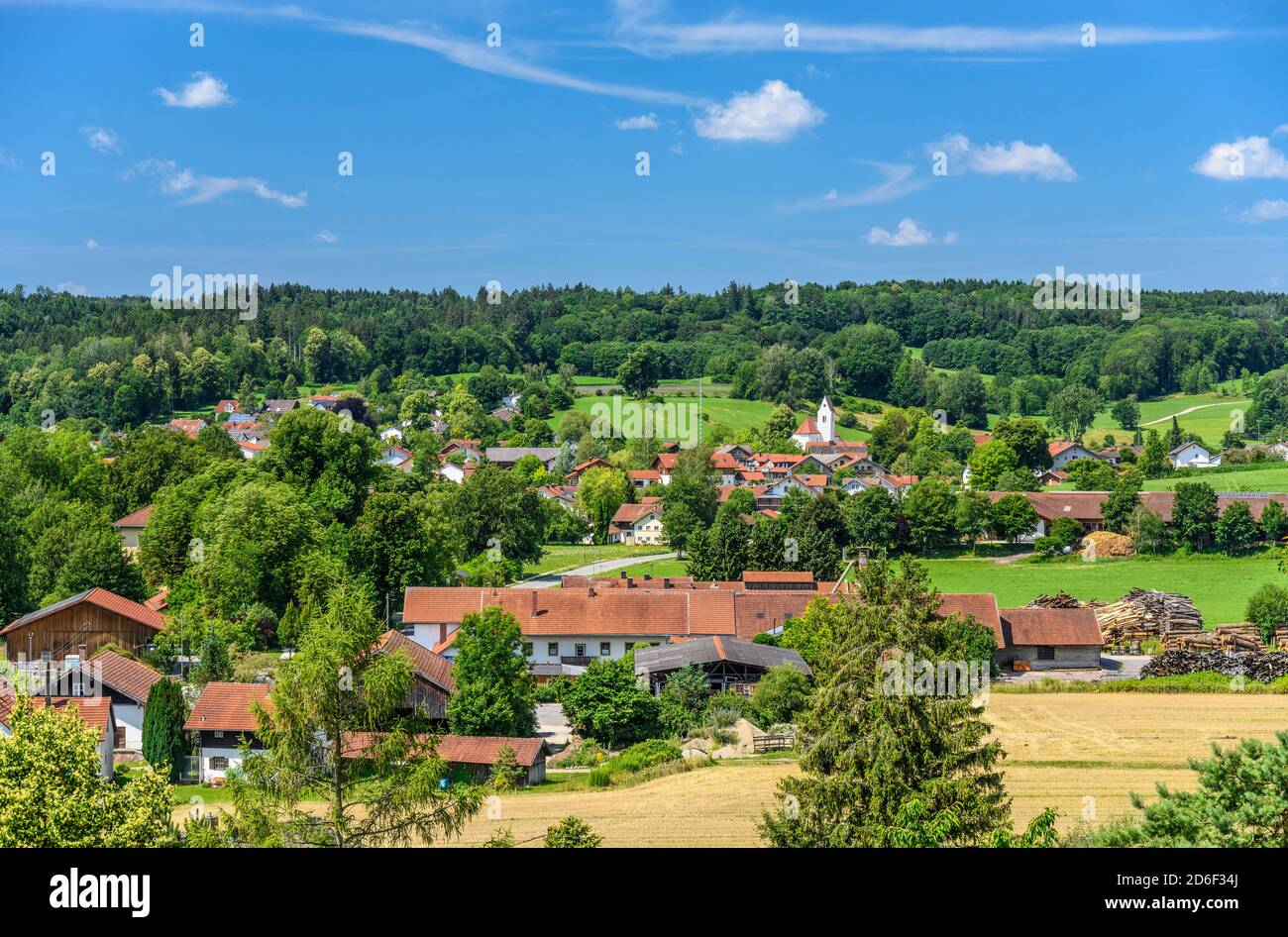 Germany, Bavaria, Upper Bavaria, Ebersberg district, Moosach, town view ...