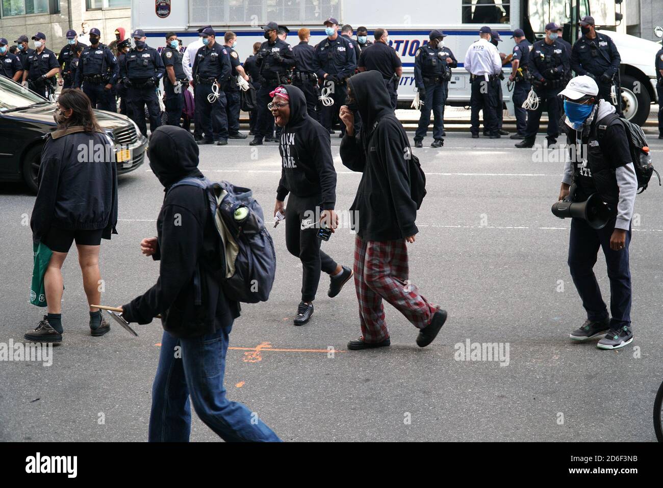 New York, New York, USA. 2nd Oct, 2020. NYPD strategic response group ...