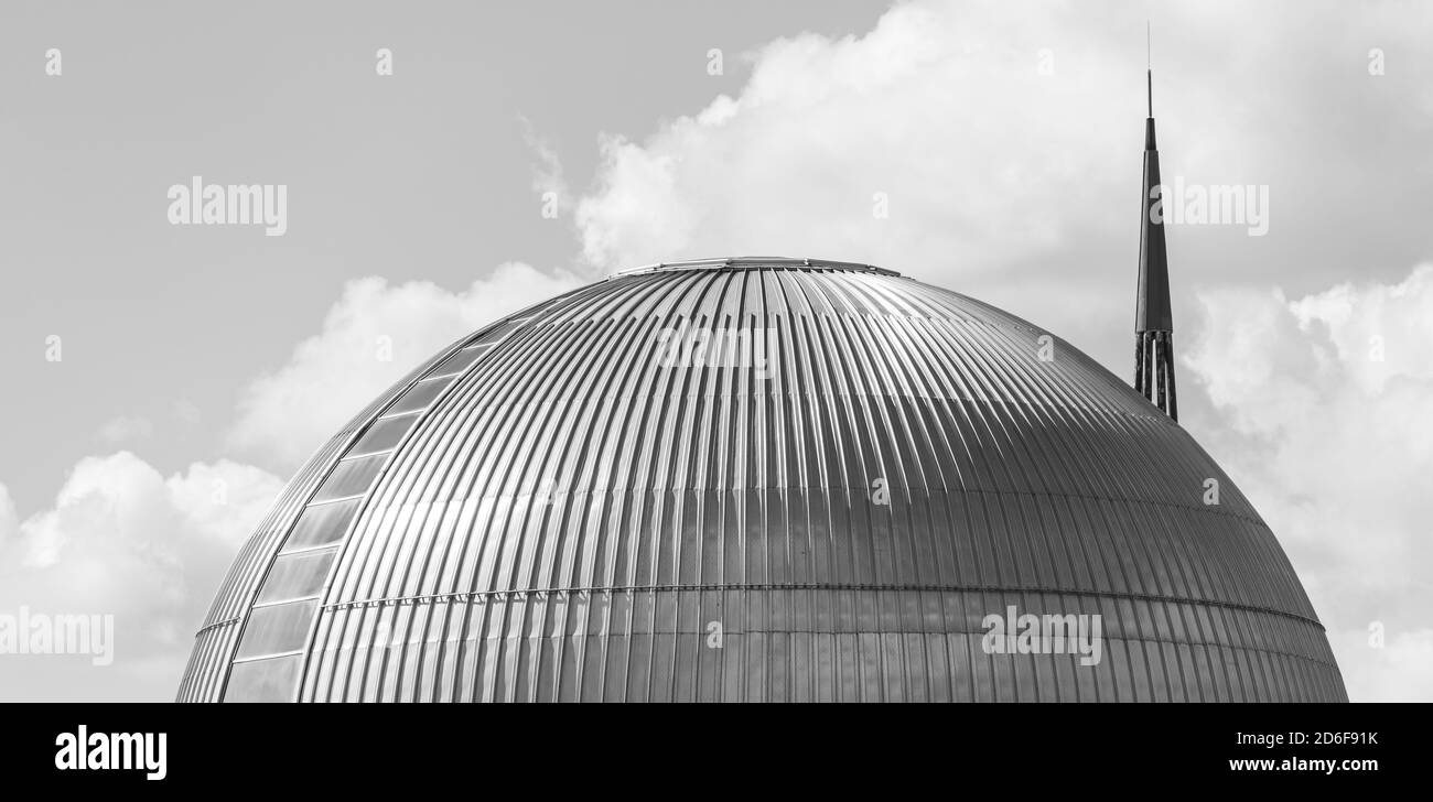 Open roof dome Black and White Stock Photos & Images - Alamy