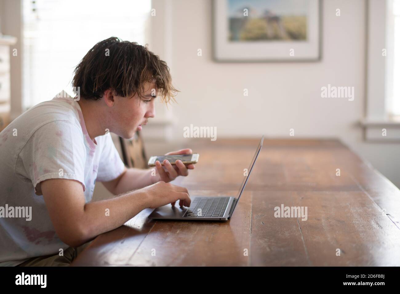 Adult remote learning hi-res stock photography and images - Alamy