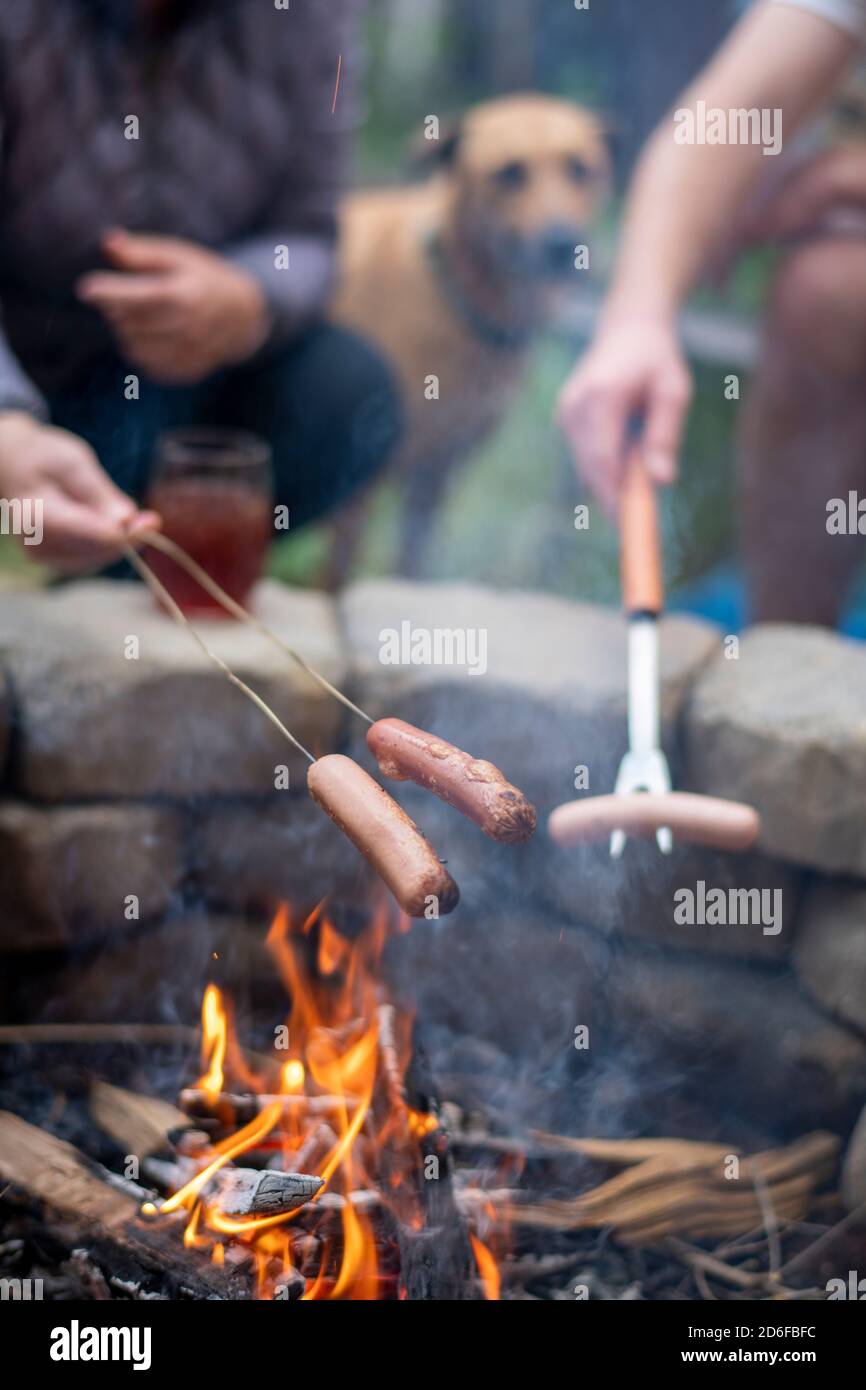 Teen camp fire flame hi-res stock photography and images - Alamy