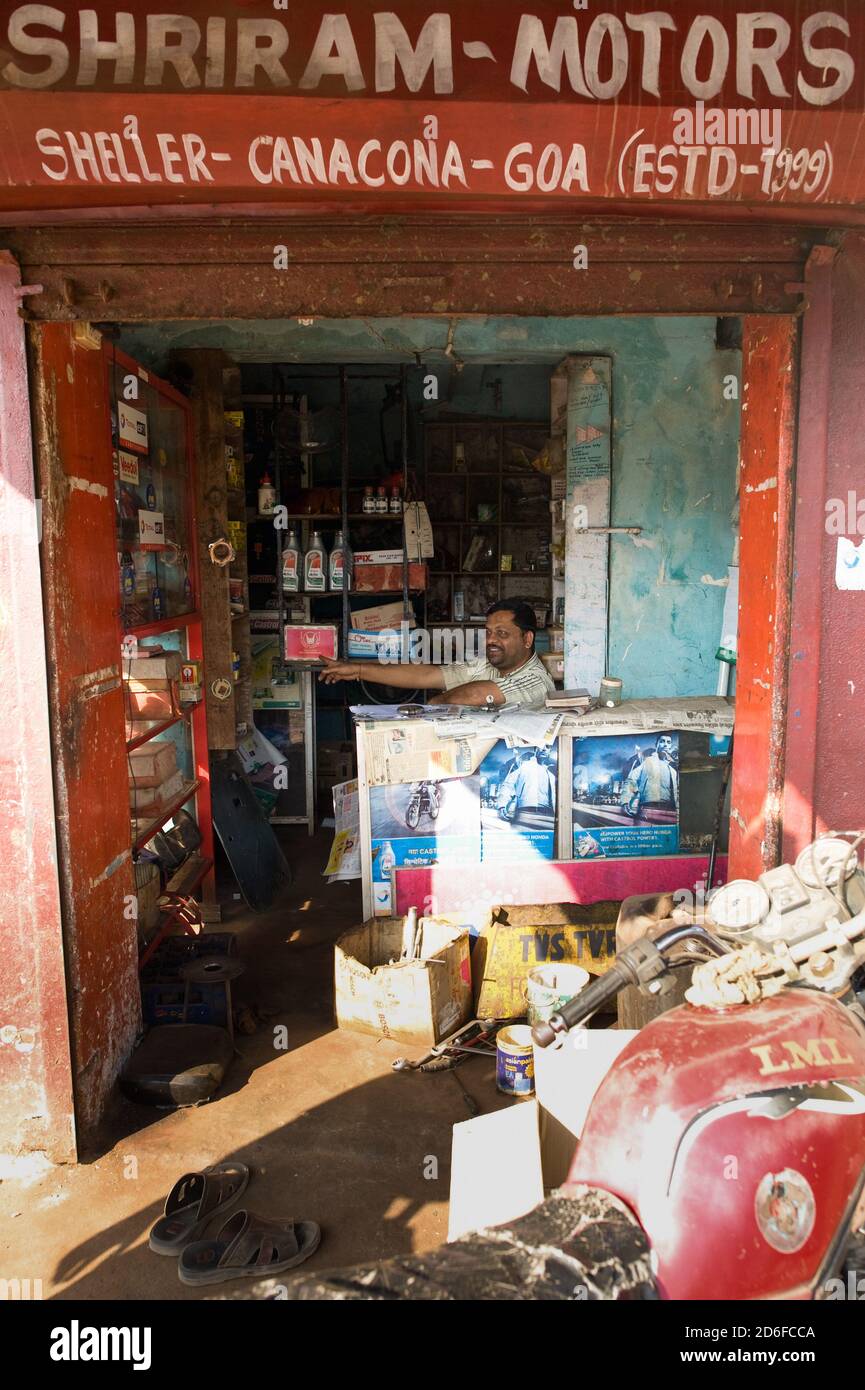 Motor maintenance store, Goa Stock Photo - Alamy