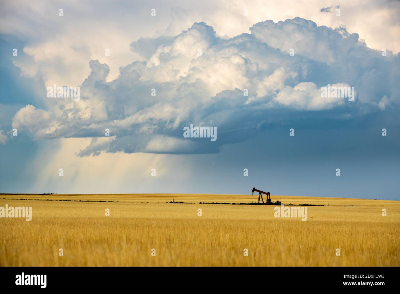 Colorado plains thunderstorm hi-res stock photography and images - Alamy
