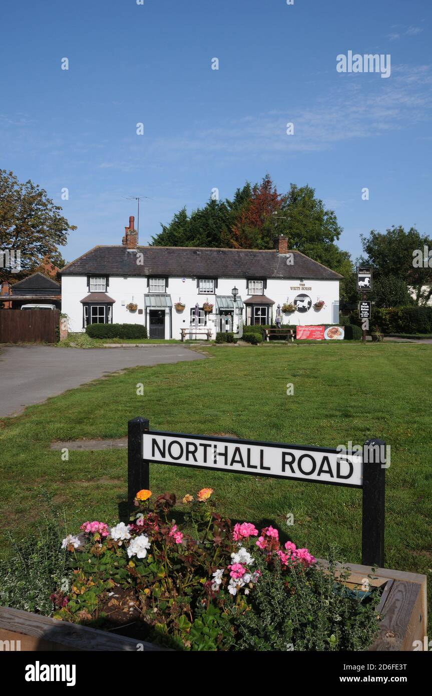 Eaton bray hi-res stock photography and images - Alamy