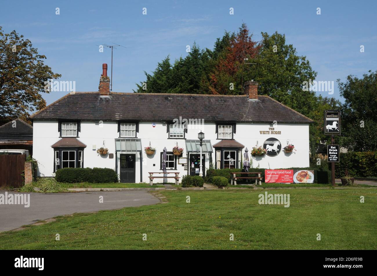 Eaton bray hi-res stock photography and images - Alamy